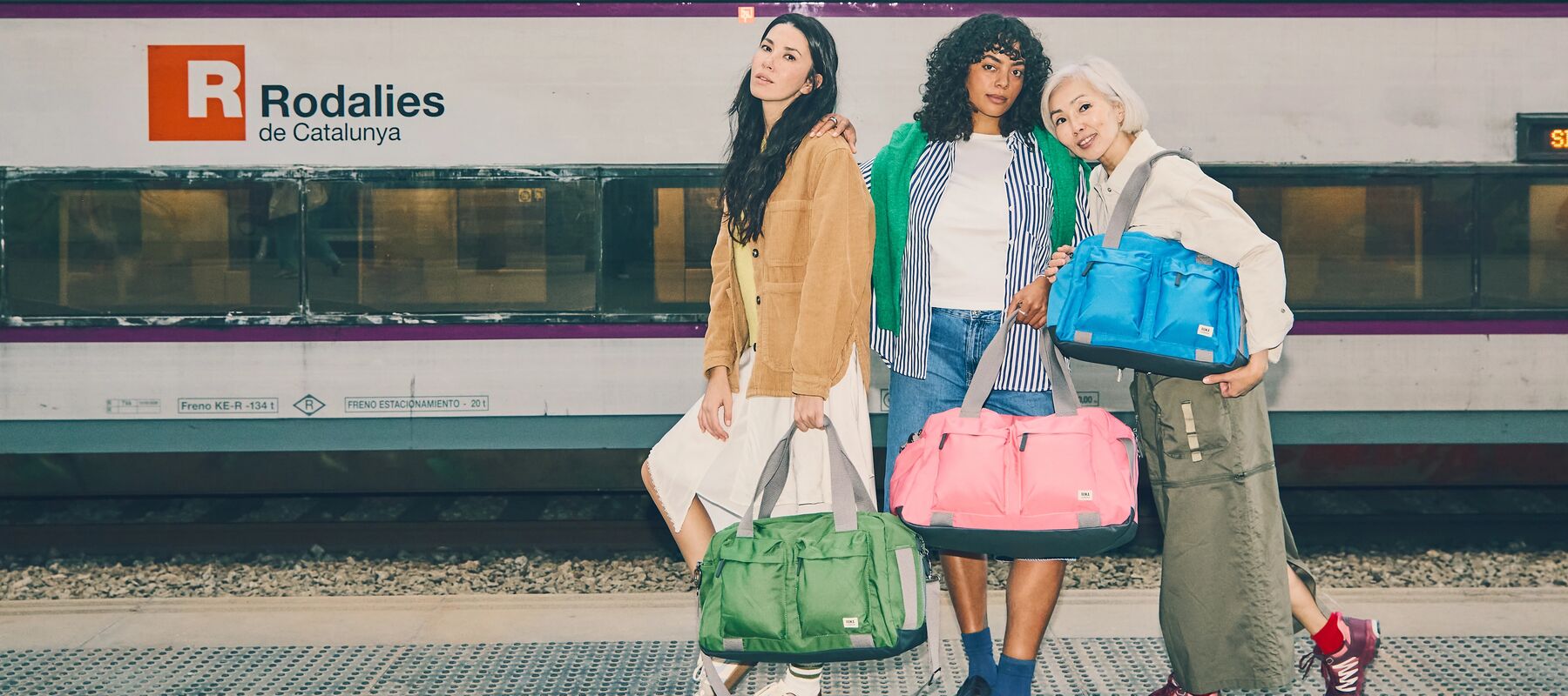 Gatwick Collection: Versatile Travel Duffel Bag – ROKA London